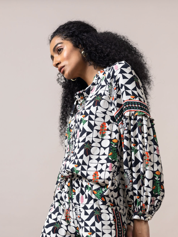 Emily Lovelock Emma Top Black – Saretta Boutique 1